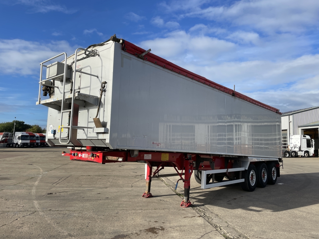 HGV Trailers for Sale | Used Truck Trailers - Walker Movements