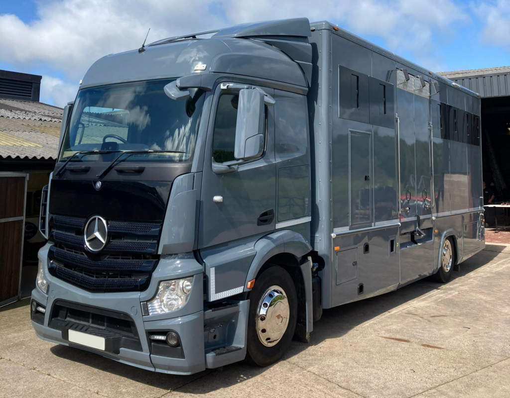 Spectacular Chassis Cab to Horse box transformation - Walker Movements