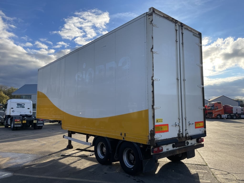 HGV Trailers for Sale | Used Truck Trailers - Walker Movements