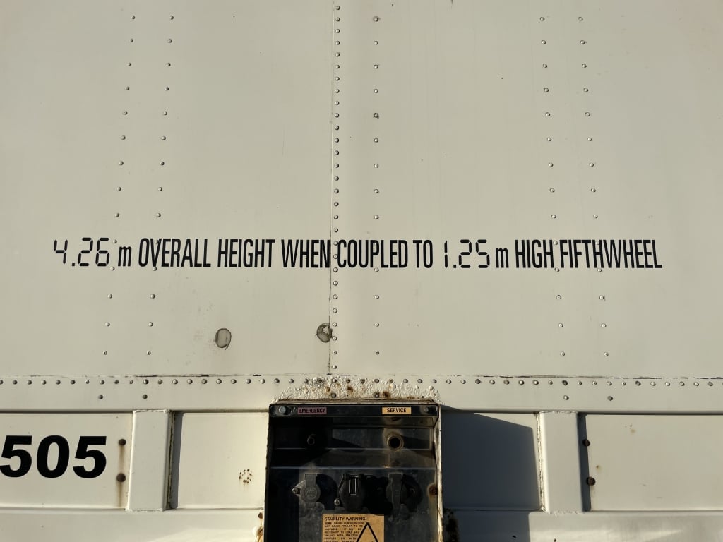 HGV Trailers for Sale | Used Truck Trailers - Walker Movements