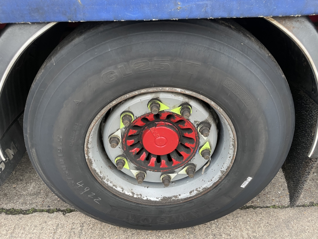 HGV Trailers for Sale | Used Truck Trailers - Walker Movements