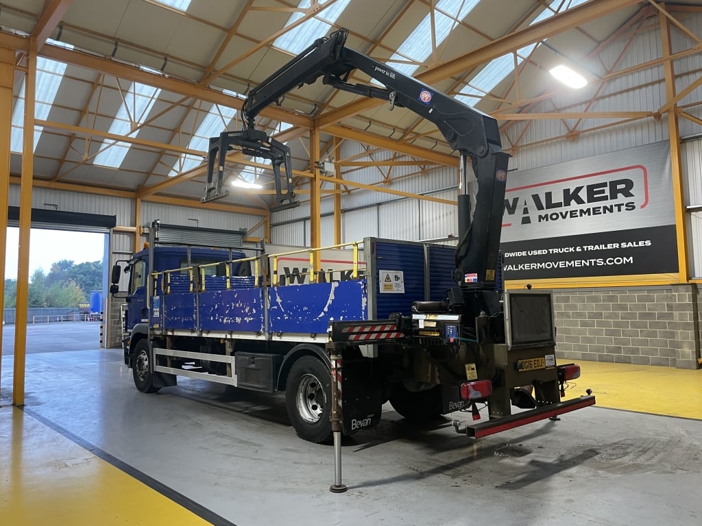 Used Commercial Trucks | Commercial Vehicles for Sale - Walker Movements