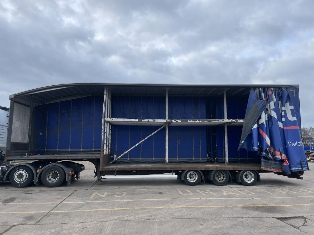 HGV Trailers for Sale | Used Truck Trailers - Walker Movements