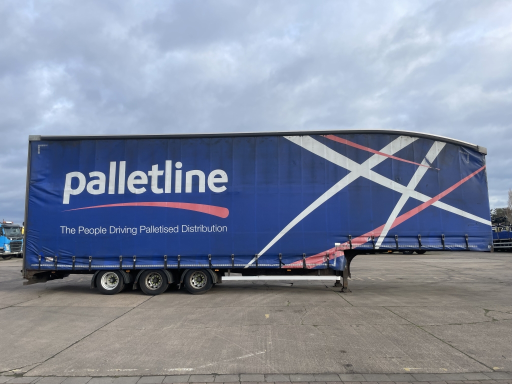 HGV Trailers for Sale | Used Truck Trailers - Walker Movements