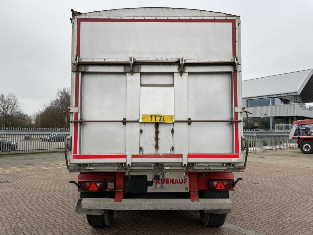 HGV Trailers for Sale | Used Truck Trailers - Walker Movements