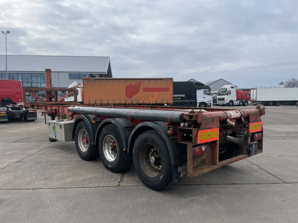 HGV Trailers for Sale | Used Truck Trailers - Walker Movements