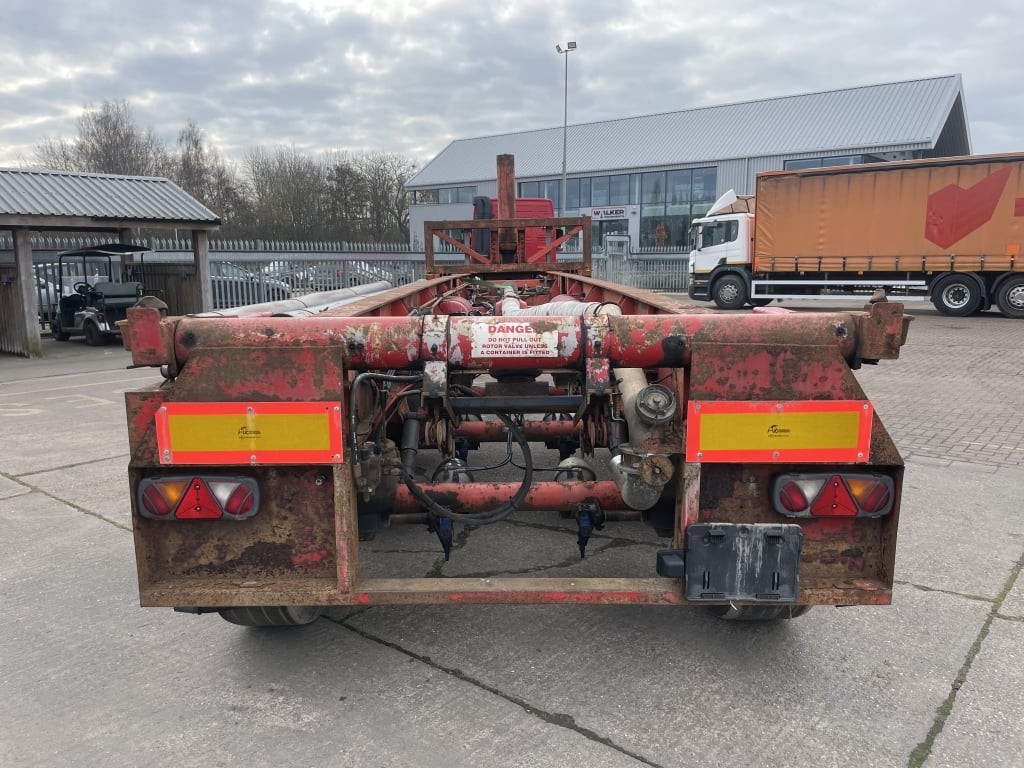 HGV Trailers for Sale | Used Truck Trailers - Walker Movements