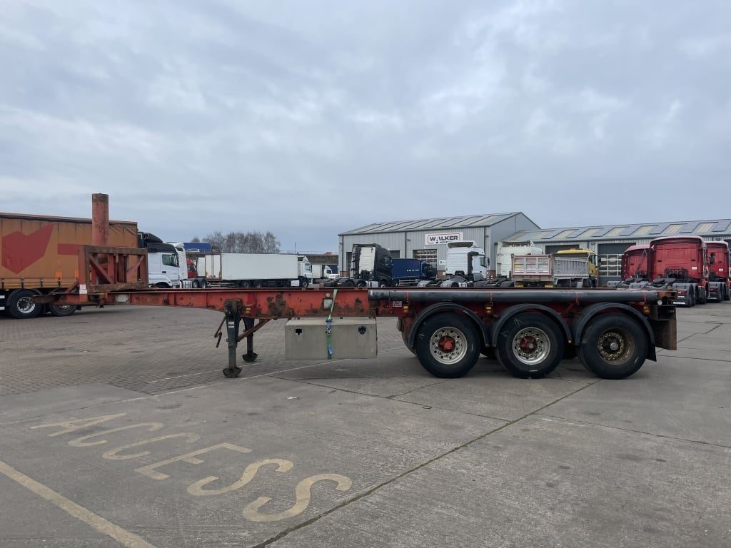 HGV Trailers for Sale | Used Truck Trailers - Walker Movements