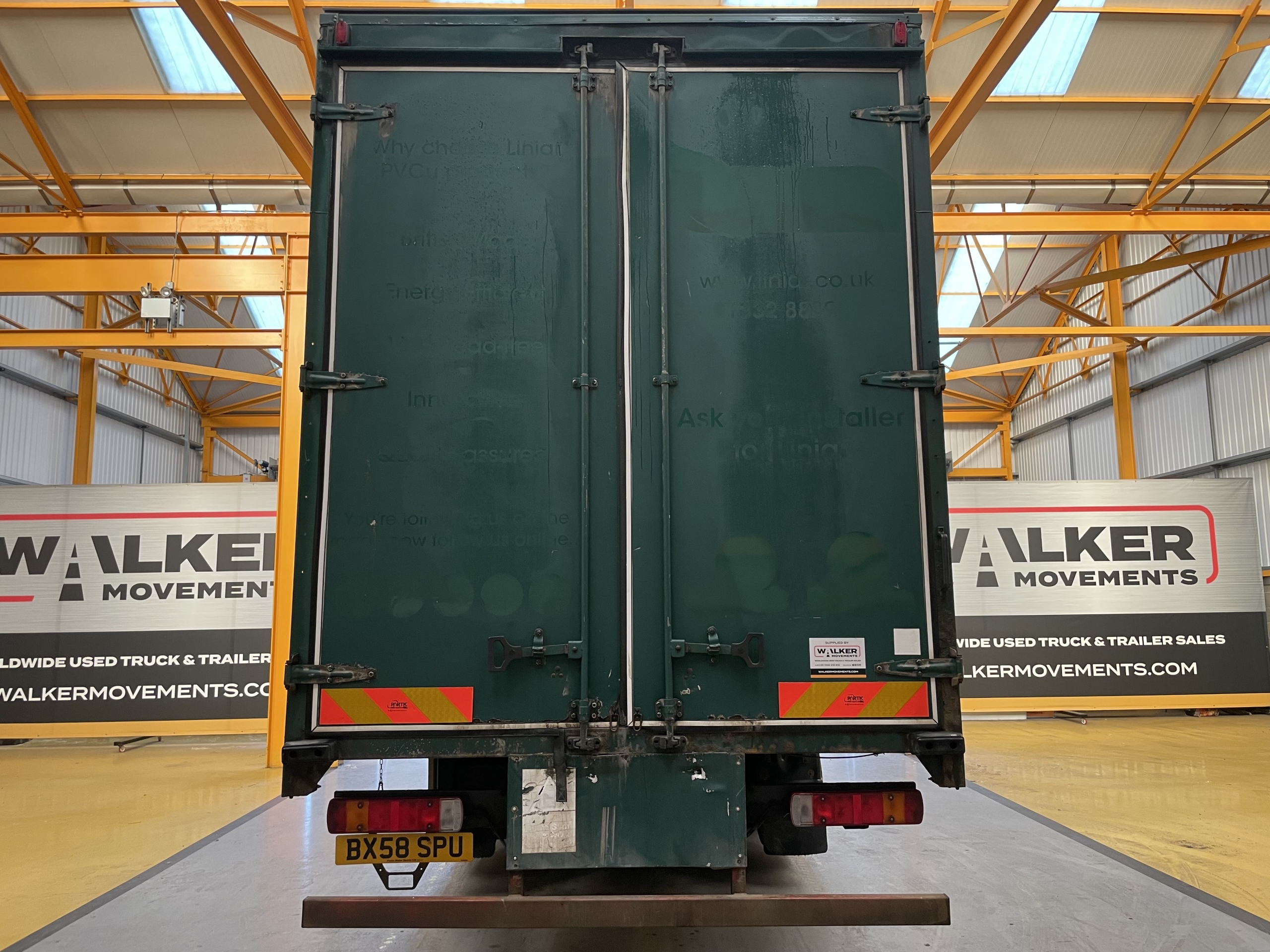 SCANIA G310 6X2 CURTAINSIDER 2008 BX58 SPU Walker Movements SCANIA G310 6X2 CURTAINSIDER 2008 BX58 SPU Walker Movements