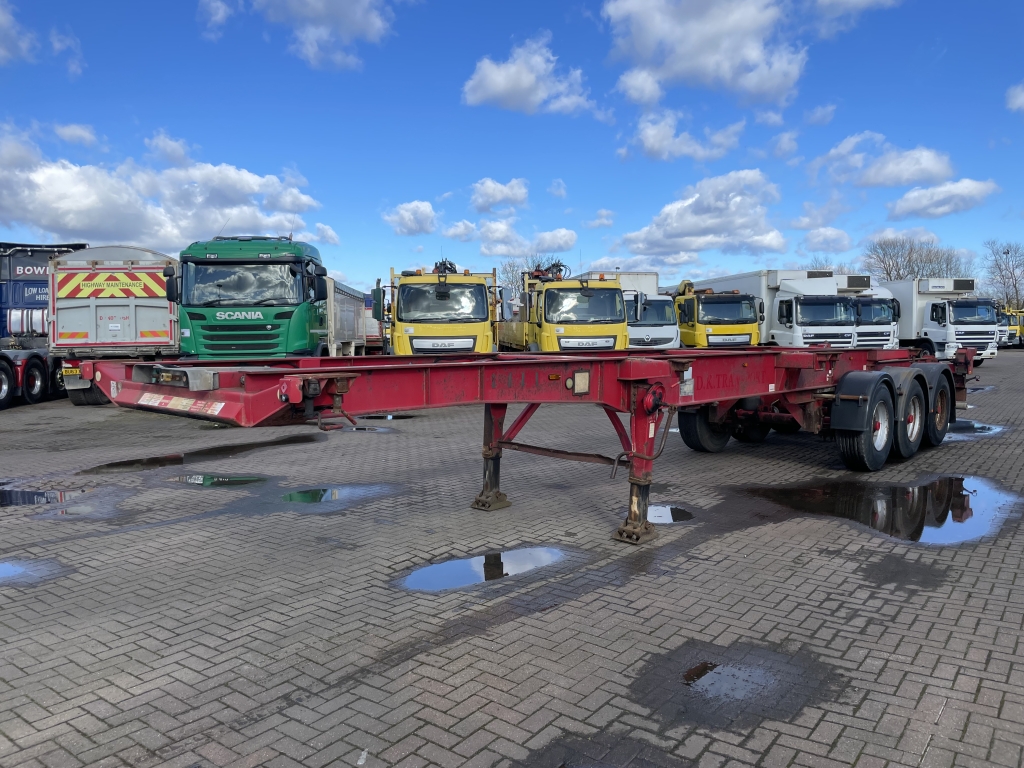 HGV Trailers for Sale | Used Truck Trailers - Walker Movements