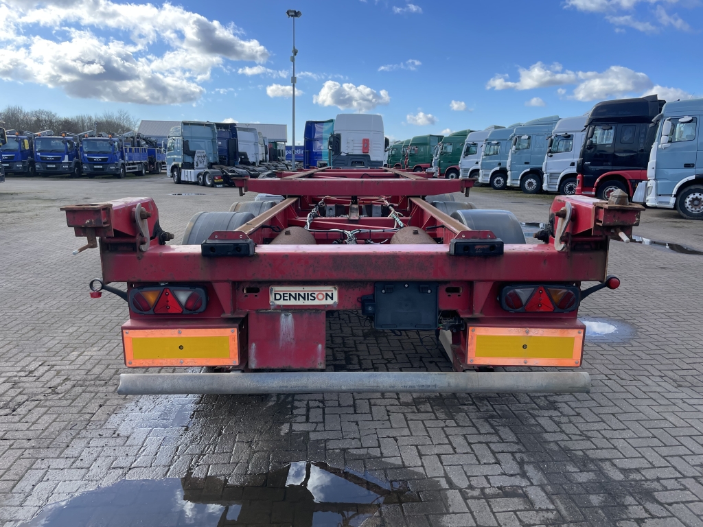 Used Commercial Trucks | Commercial Vehicles for Sale - Walker Movements