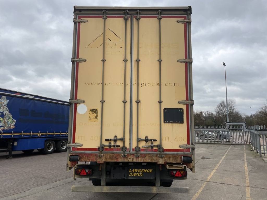 HGV Trailers for Sale | Used Truck Trailers - Walker Movements