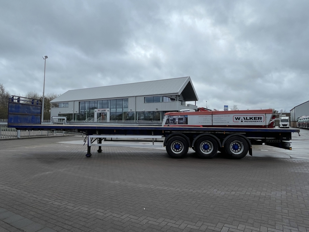 Used Commercial Trucks | Commercial Vehicles for Sale - Walker Movements