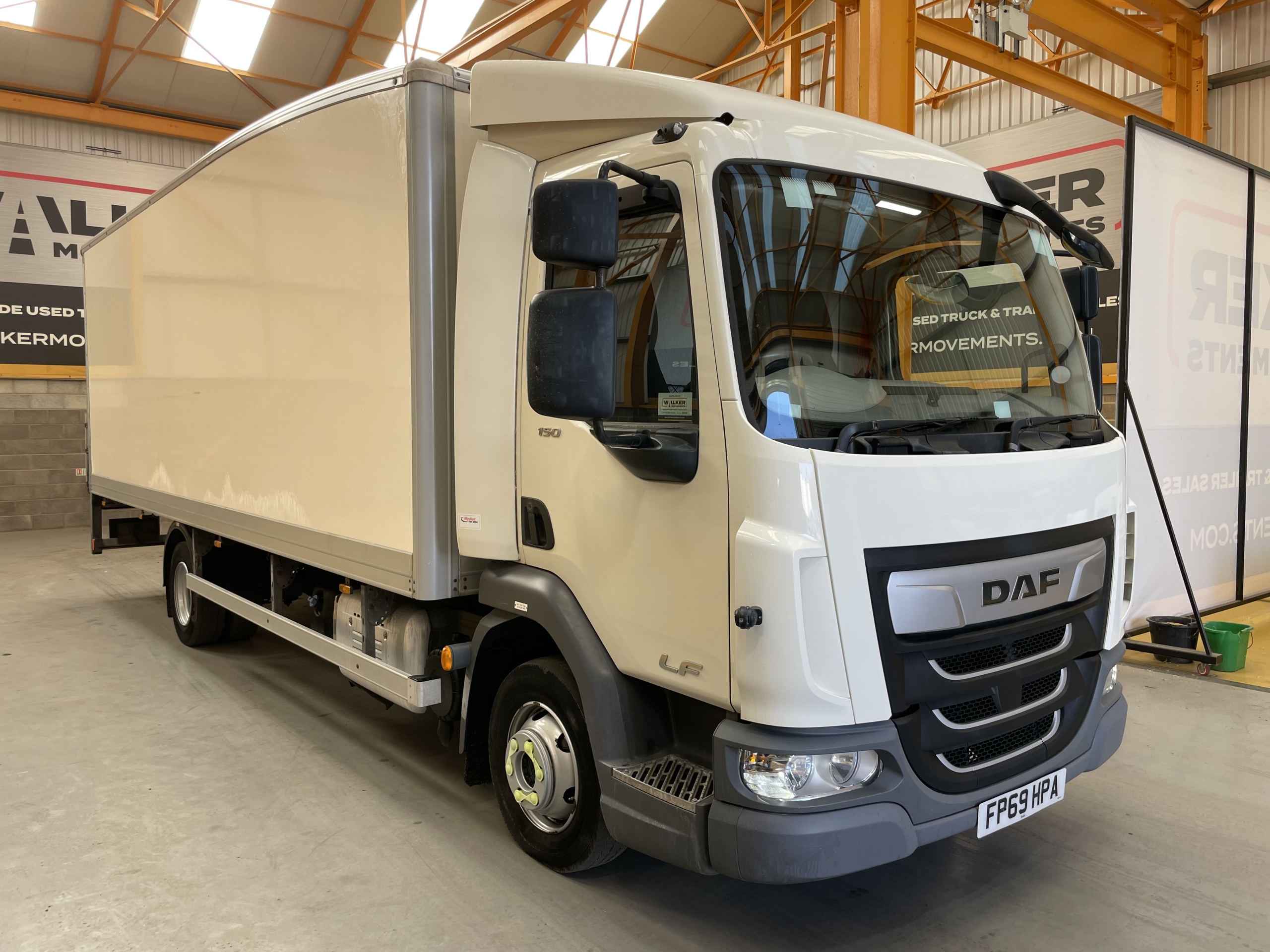 DAF LF 150 4X2 *EURO 6* 7.5 TONNE BOX - 2019 - FP69 HPA - Walker Movements