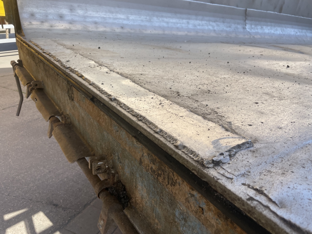 HGV Trailers for Sale | Used Truck Trailers - Walker Movements