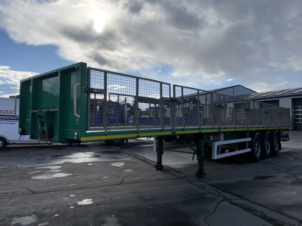 HGV Trailers for Sale | Used Truck Trailers - Walker Movements