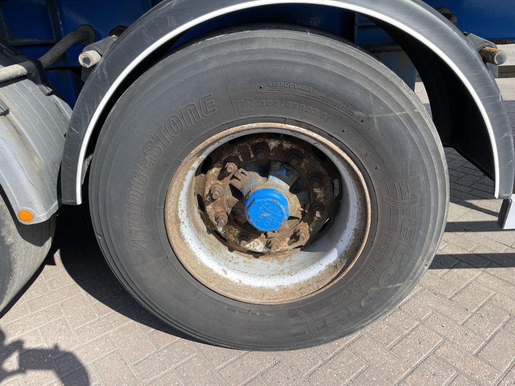 HGV Trailers for Sale | Used Truck Trailers - Walker Movements