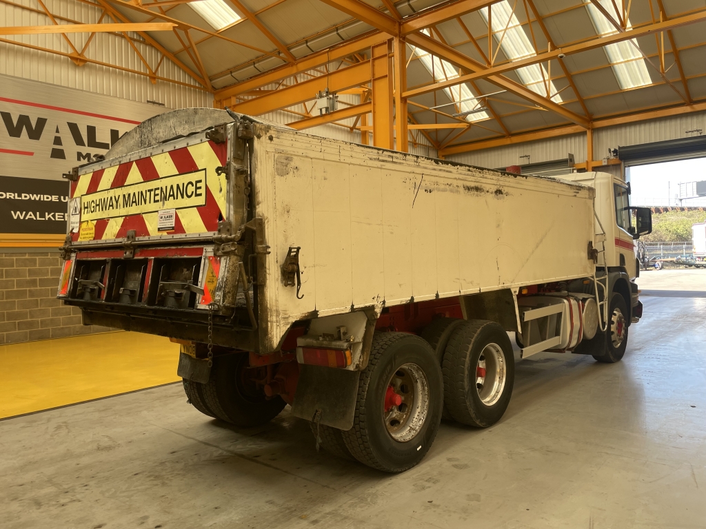 SCANIA P410 8X4 *EURO 6* STEEL TIPPER - 2016 - KX16 ZYD - Walker Movements