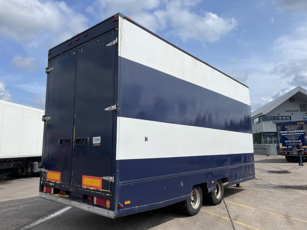 HGV Trailers for Sale | Used Truck Trailers - Walker Movements