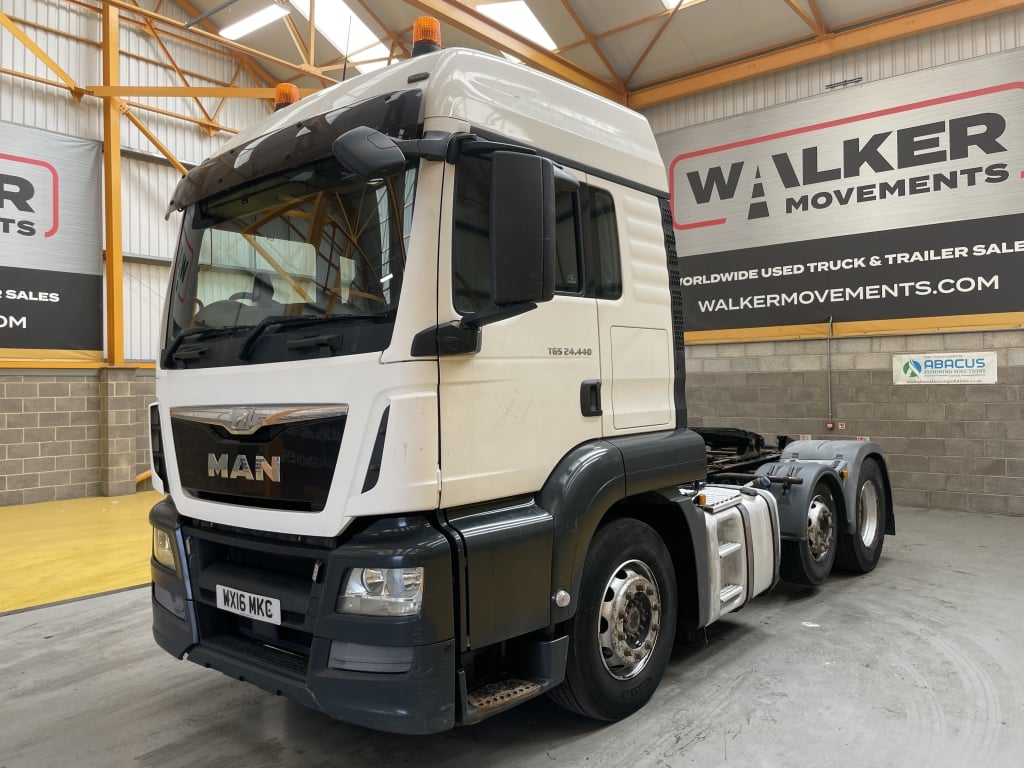 Used Tractor Units for Sale | Tractor Units for Sale UK - Walker Movements