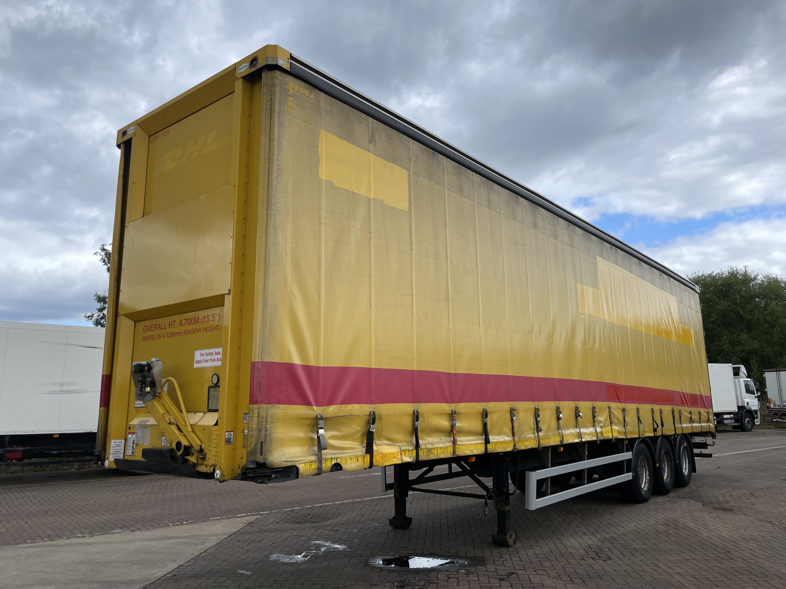 DON BUR 45FT CURTAINSIDER TRAILER – 2014 - C370511 - Walker Movements