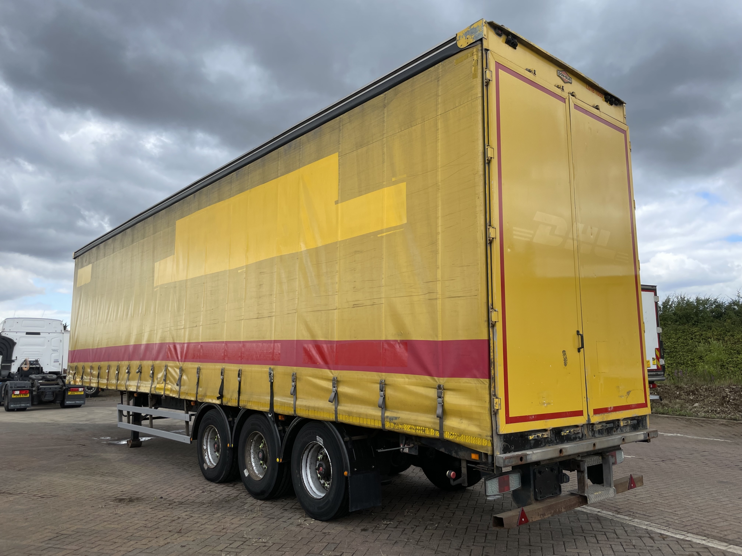 DON BUR 45FT CURTAINSIDER TRAILER – 2014 - C370511 - Walker Movements