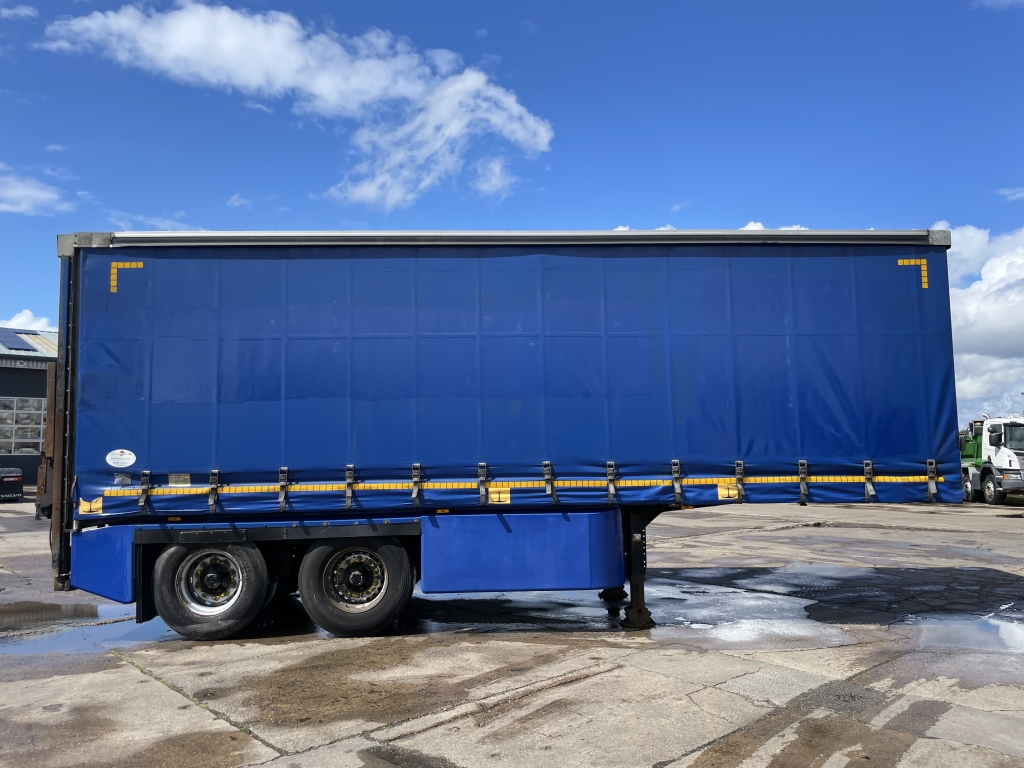 HGV Trailers for Sale | Used Truck Trailers - Walker Movements