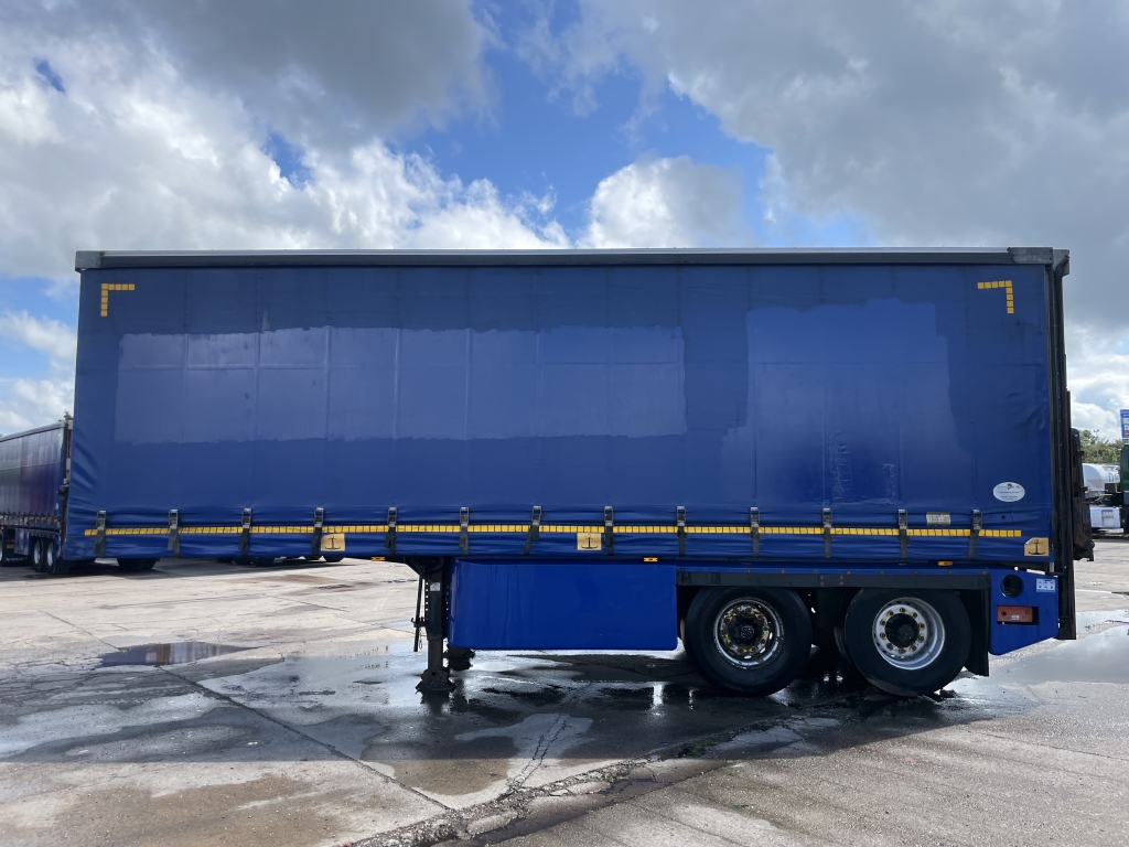 HGV Trailers for Sale | Used Truck Trailers - Walker Movements