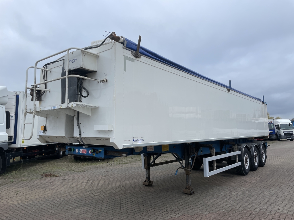 HGV Trailers for Sale | Used Truck Trailers - Walker Movements