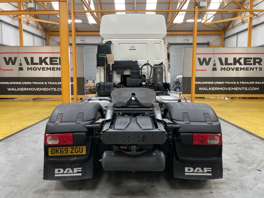 Used Commercial Trucks | Commercial Vehicles for Sale - Walker Movements