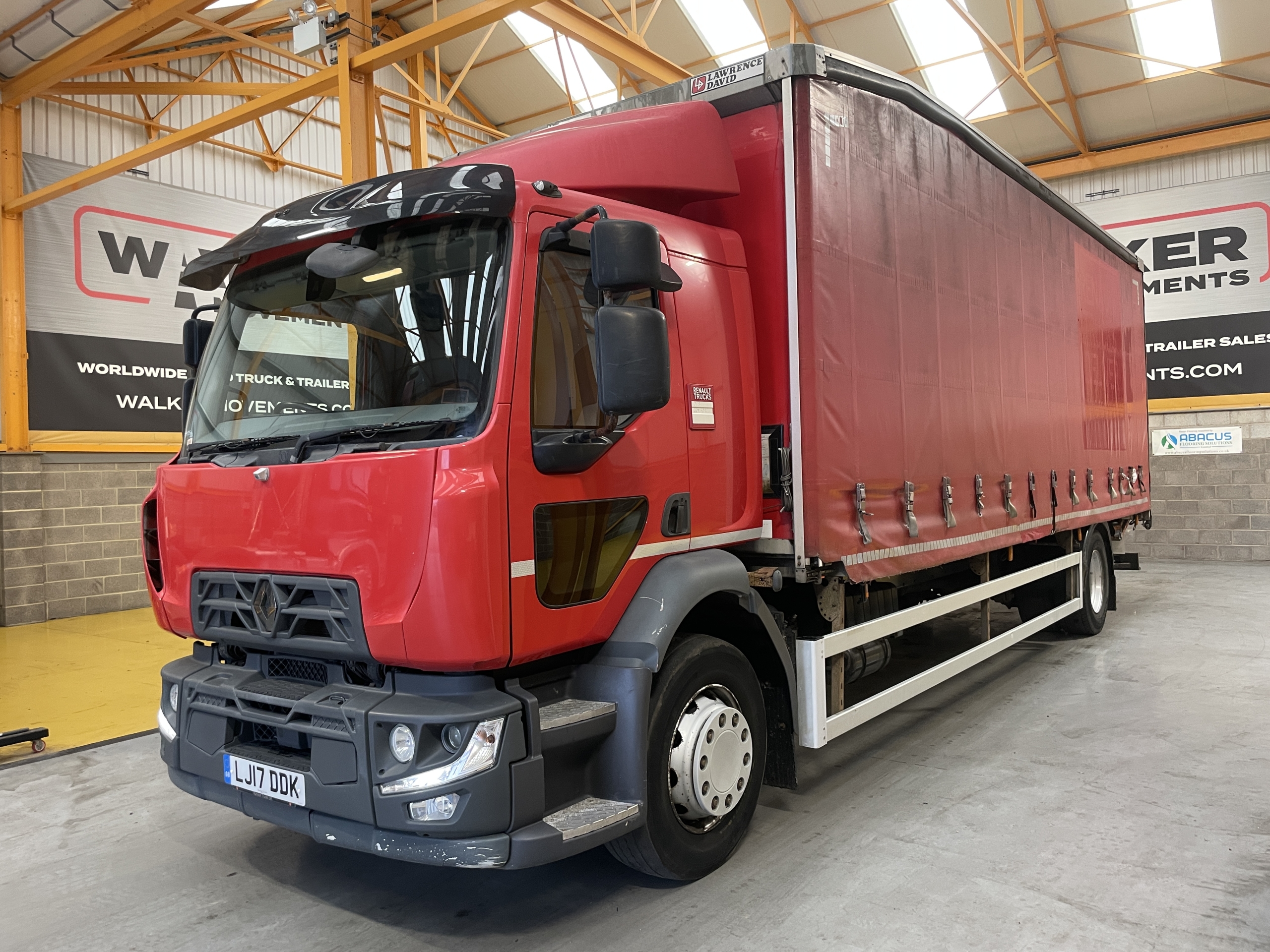 RENAULT D18 WIDE 18 TONNE *EURO 6*, 4X2 CURTAINSIDER - 2017 - LJ17 DDK - Walker Movements