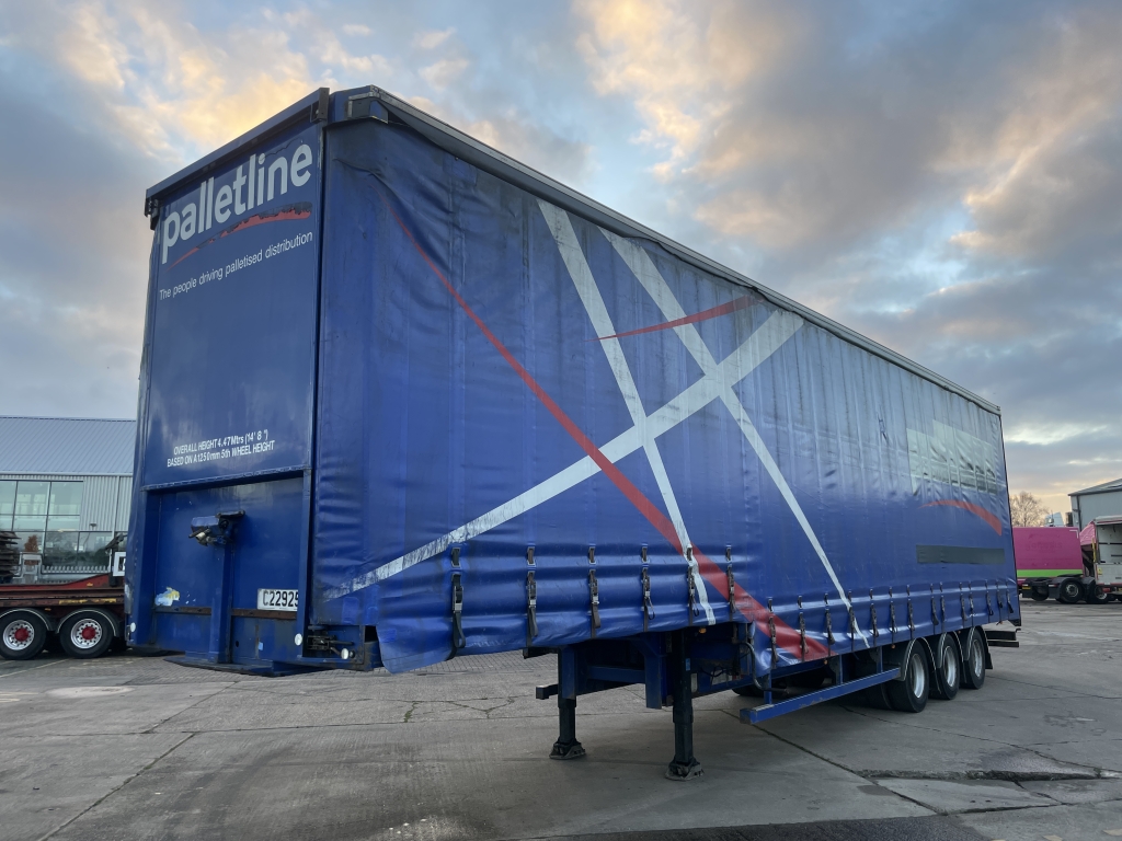 HGV Trailers for Sale | Used Truck Trailers - Walker Movements