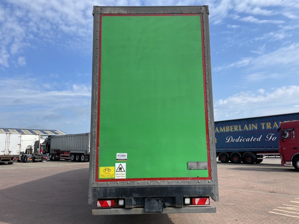 HGV Trailers for Sale | Used Truck Trailers - Walker Movements