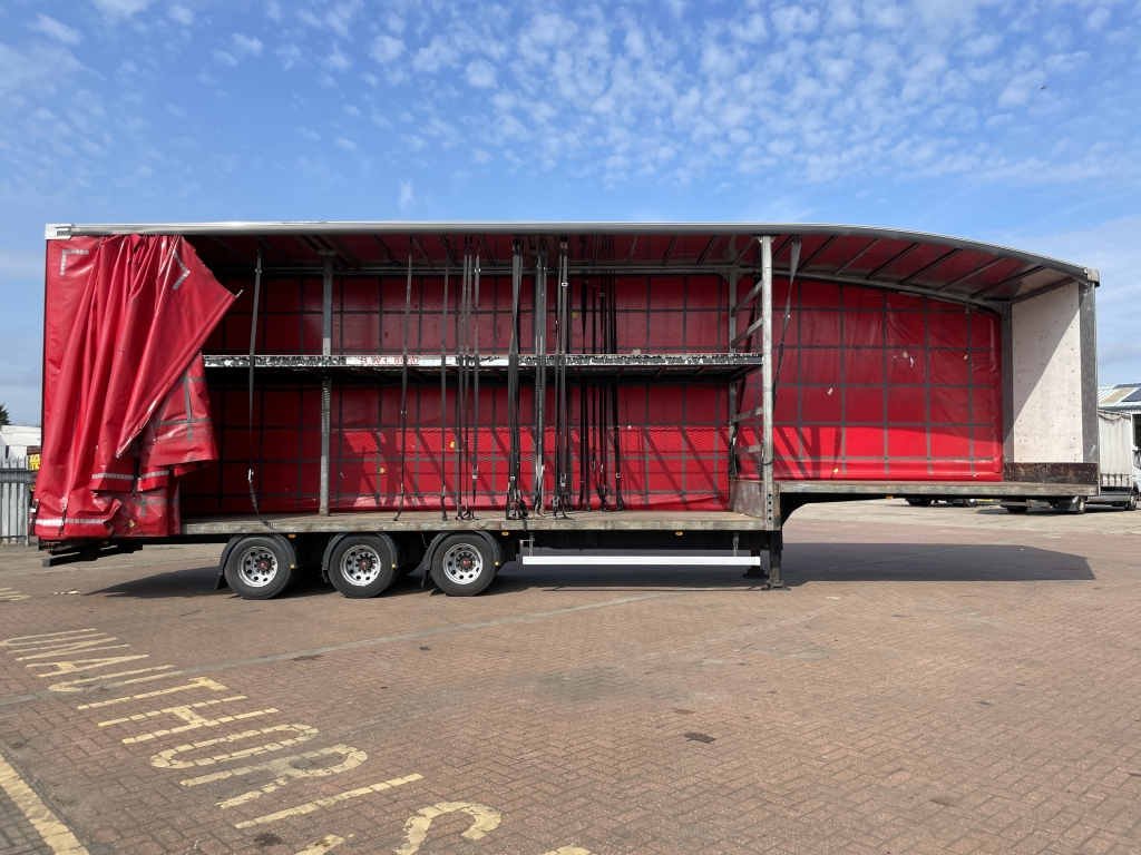 HGV Trailers for Sale | Used Truck Trailers - Walker Movements