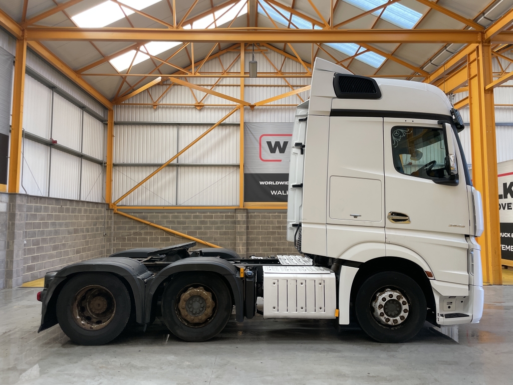 Used Tractor Units for Sale | Tractor Units for Sale UK - Walker Movements