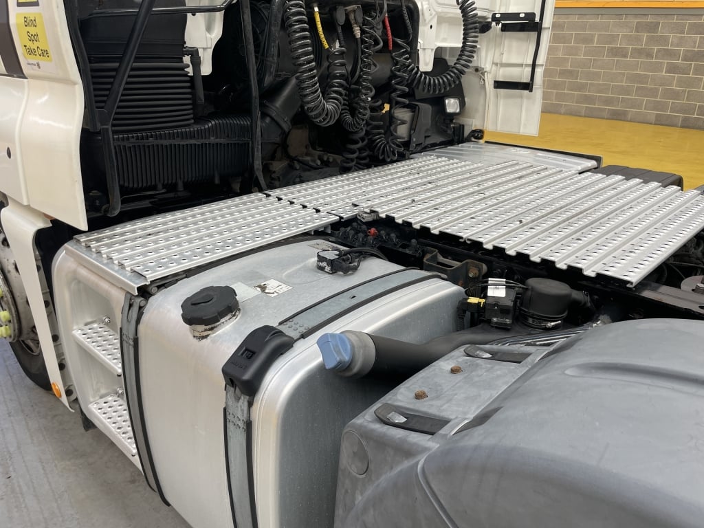 Used Tractor Units for Sale | Tractor Units for Sale UK - Walker Movements